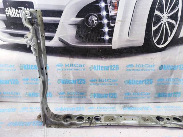 Рамка радиатора нижняя часть "1f7" Оригинал Toyota Prius ZVW30-67 ...