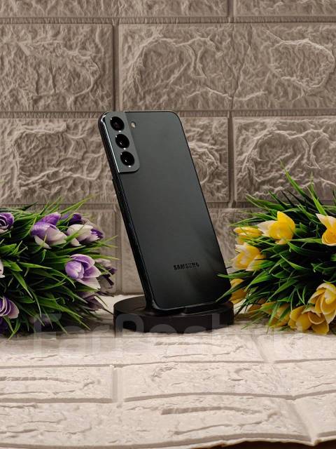 Galaxy S22 Plus. 8/128Gb.4500 мАч. Exynos 2200, 6.60", моноблок ...