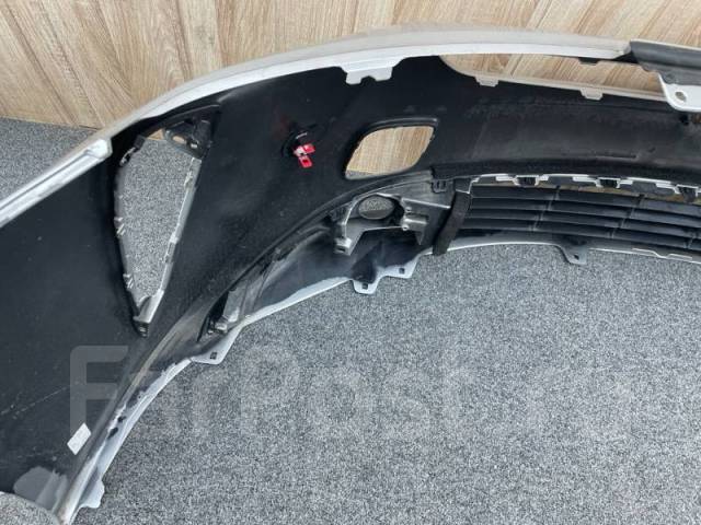 Бампер Toyota Prius 5211947978 ZVW51, передний купить во Владивостоке ...