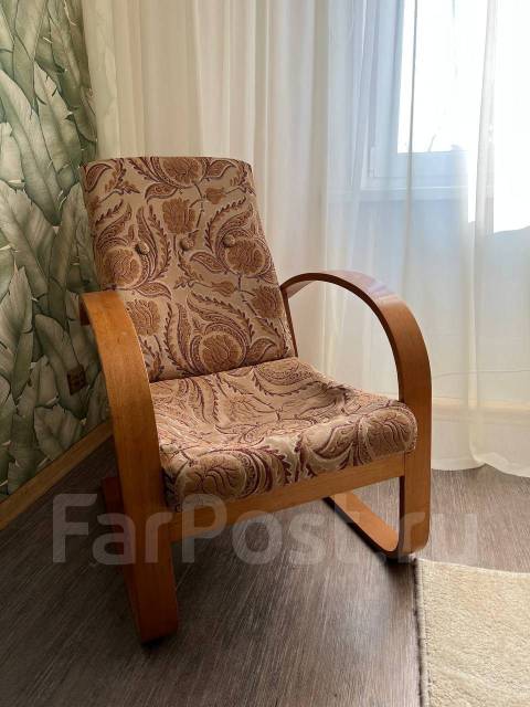 Кресло для отдыха из натурального дерева, ткань, полозья, коричневый ...