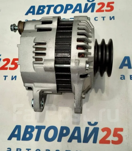Новый генератор 4M40 12(14)V 90A фишка с торца ME202756 купить во ...