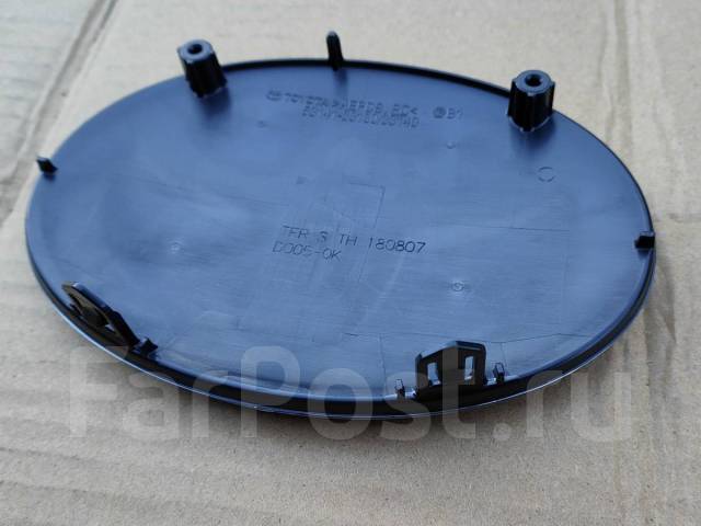 Эмблема решетки радиатора Toyota Camry 70 Гибрид (53141-33130) купить ...