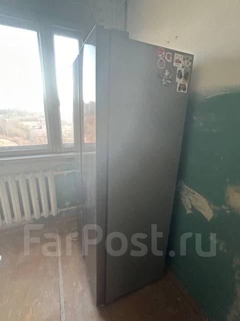 Двухдверный холодильник, б/у, в наличии. Цена: 38 000₽ во Владивостоке