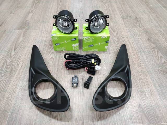 Туманки / Фары противотуманные Toyota AQUA 2017 - 2021 купить во ...