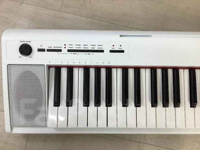 Электронное пианино Yamaha NP-12WH, б/у, в наличии. Цена: 20 000₽ во ...