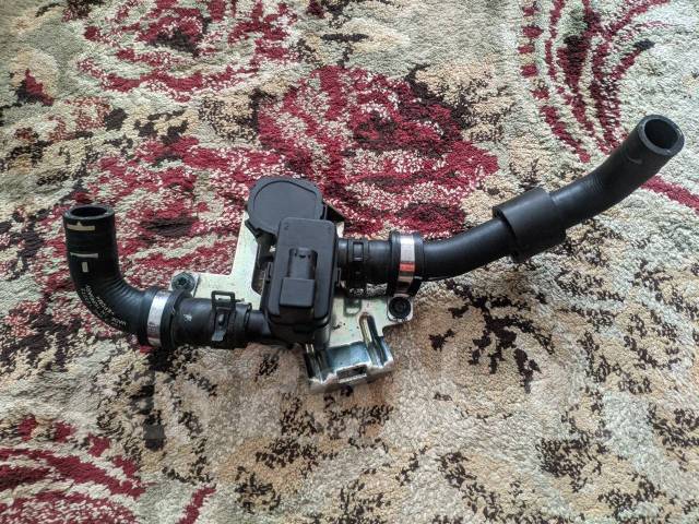 Клапан, кран отопителя, патрубок Porsche Panamera (970) 2009-2016 ...