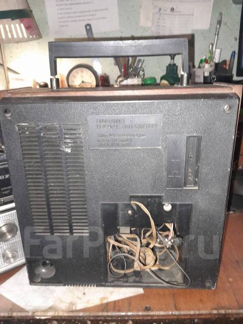 Радиоприемник Меридиан 210, б/у, в наличии. Цена: 1 000₽ во Владивостоке