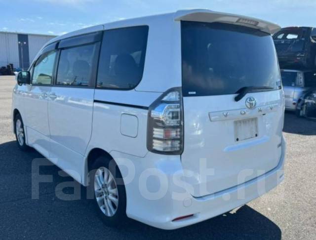 Капот Toyota Voxy 2010/Цвет 070 5330128131 ZRR70W/ZRR70G/ZRR70/ZRR75G ...