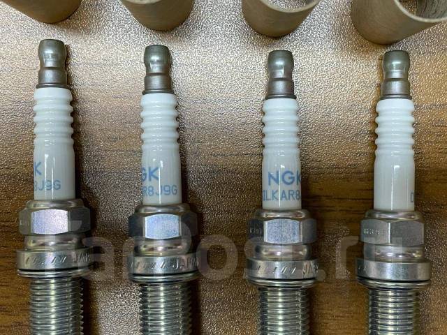 Свечи иридий(компл.4 шт)NGK Dilkar8J9G C-HR Auris оригинал Япония ...