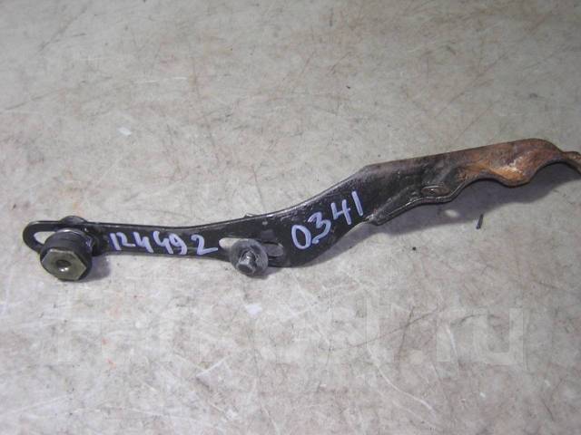 Mercedes Benz W124 E Classe (Кронштейн глушителя 1244920341) купить в ...