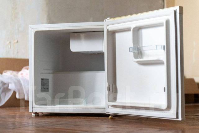 Холодильник Hansa FM050.4, б/у, в наличии. Цена: 500₽ во Владивостоке