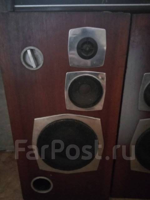 Продам колонки, б/у, в наличии. Цена: 5 000₽ во Владивостоке