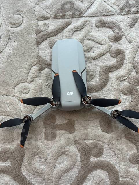 Квадрокоптер DJI Mini SE, с камерой, б/у, в наличии. Цена: 30 000₽ во ...