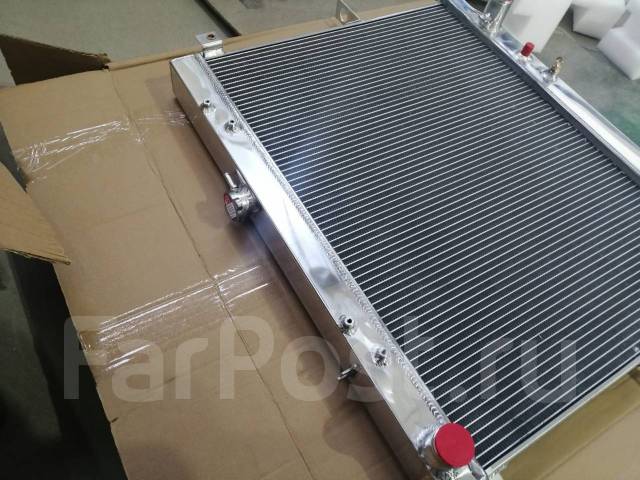 Радиатор алюминиевый Toyota Land Cruiser 100/ Lexus LX470-2UZFE 40mm ...