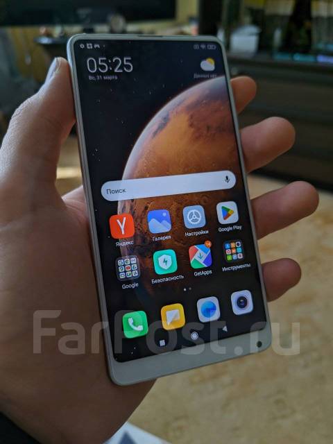 Xiaomi Mi Mix 2s, 6/128 Гб, 5.99", моноблок, белый, б/у, в наличии. Цена: 7 990₽ во Владивостоке