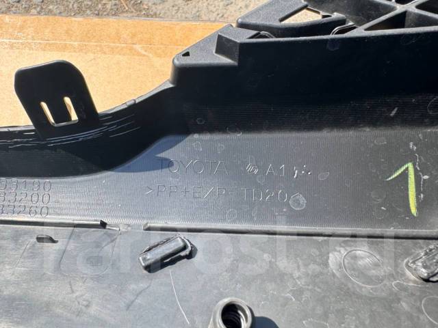 Решетка бамперная Toyota Camry 2017-2023, передняя ASV70 купить во ...