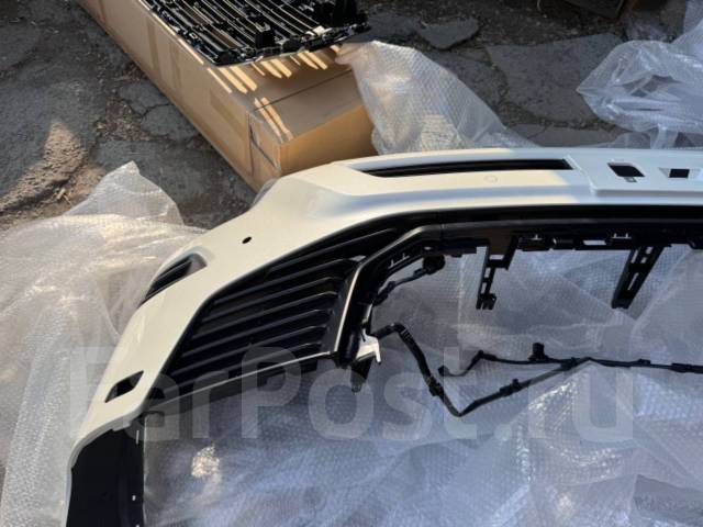Бампер с решеткой Toyota Land Cruiser FJA300, FJA300W, GRJ300 купить во ...