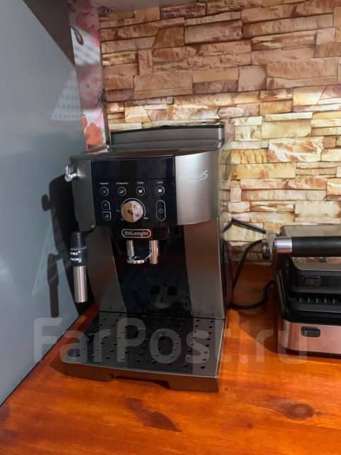 Кофемашина Delonghi Magnifica S smart, б/у, в наличии. Цена: 20 000₽ в ...