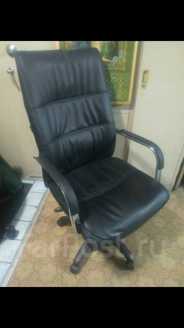 Продам кресло компьютерное, кожзам, колеса, б/у, в наличии. Цена: 5 100 ...