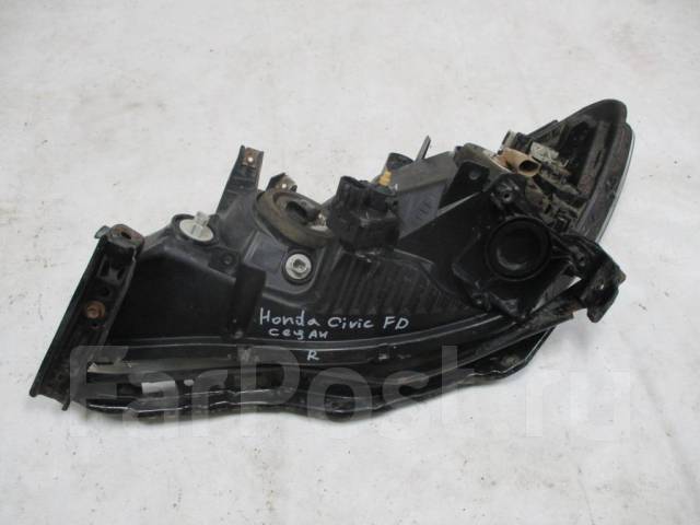 Фара передняя правая Honda Civic 8 4D Седан Хонда цивик FD1, FD2, FD3 ...