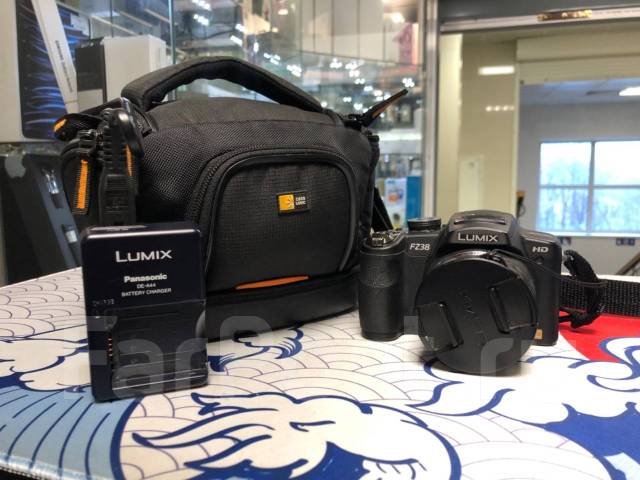 Фотоаппарат Panasonic Lumix DMC-FZ38. F2.8 - F4.4/12.7 МП/ IStyle, 10 ...