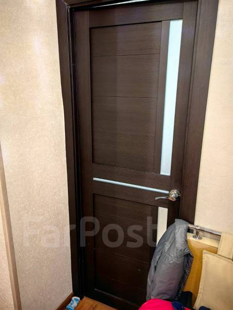 Продам межкомнатные двери 4 шт. с коробкой и обналичниками, б/у. Цена ...