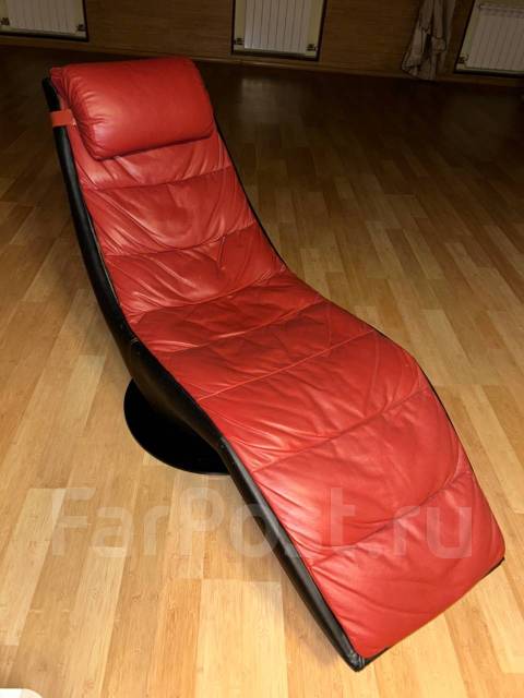 Кресло для отдыха Kinetic кожаное вращающееся, ножки, чёрный, красный ...