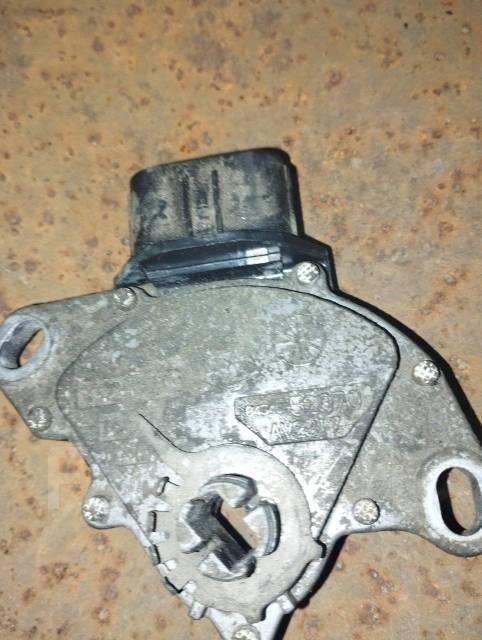 Датчик положения селектора АКПП Toyota Vitz 1KRFE купить в Хабаровске ...