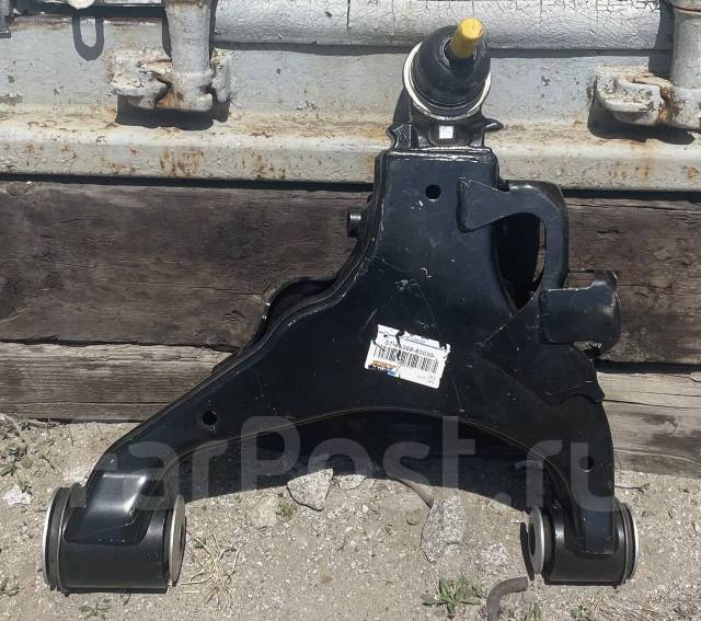 Рычаг нижний Toyota LAND Cruiser 200/Lexus LX570 07- RH купить в ...