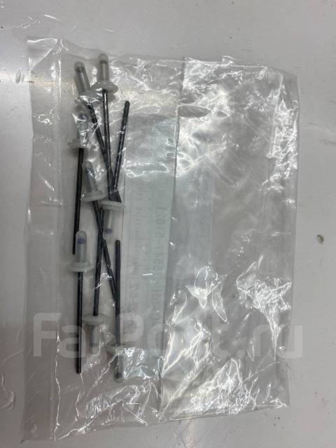 Клепка лобового стекла Toyota 75547-51021 купить во Владивостоке по ...