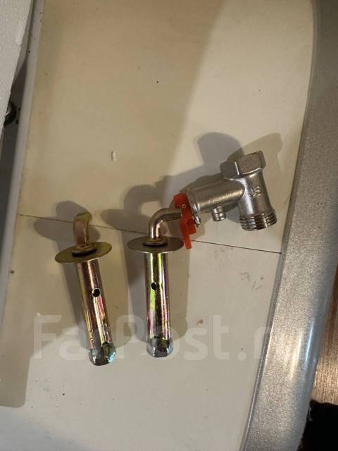 Водонагреватель 80л плоский, Electrolux EWH 80 centurio silver ...