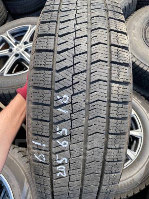 Bridgestone Blizzak VRX2, 205/65 R16, 16", 1 шт, 205 мм, 65 %, радиальный, зимние, без шипов ...