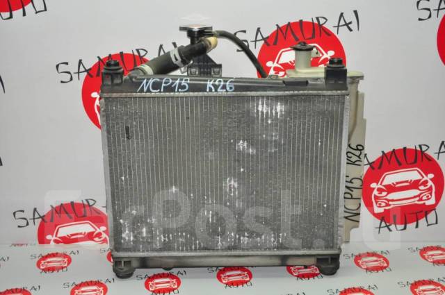 Радиатор охлаждения двигателя Toyota Platz NCP12, NCP16/ Vitz NCP10 ...