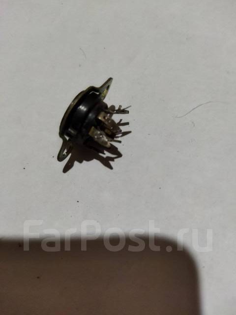 Панельки под радиолампы, новый, в наличии. Цена: 80₽ во Владивостоке