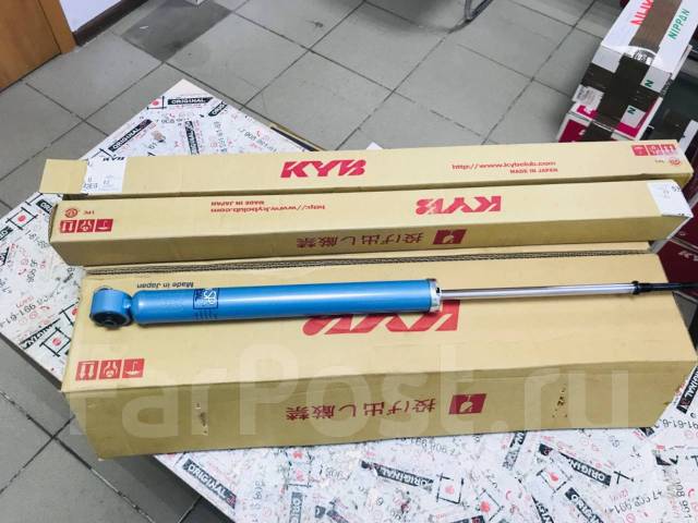 Задние амортизаторы KYB NEW SR / пара - Axio / Fielder NZE164 / NKE165 ...