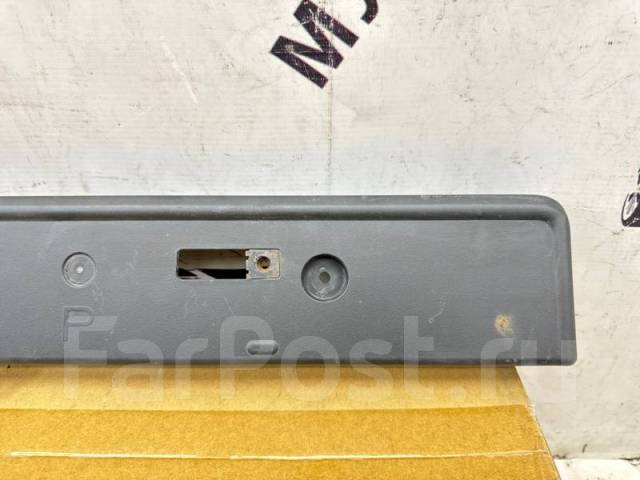 Подиум номерного знака Toyota Land Cruiser Prado 5211460210 150 купить ...