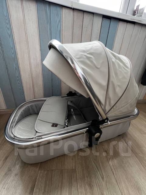 Коляска Luxemom 2 в 1 во Владивостоке
