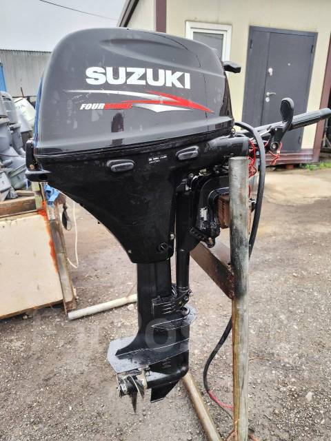 Suzuki DF9.9, 9,90 л.с. L (508 мм), 2013 год, бензиновый, 4-тактный, румпельное, гребной винт, б ...
