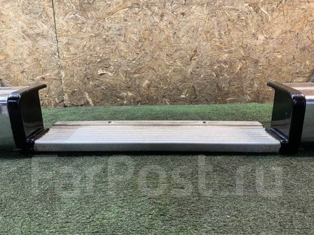 Бампер задний Toyota Land Cruiser Prado 1993 5210760150B1 KZJ78W 1KZTE ...