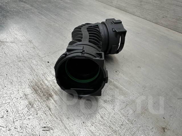 Патрубок интеркулера турбины Nissan Note E12 March K13 NK13 144603VA1A ...