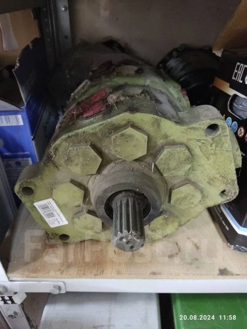 Гидромотор John Deere 770 motor купить в Тюмени по цене: 300 000 ...