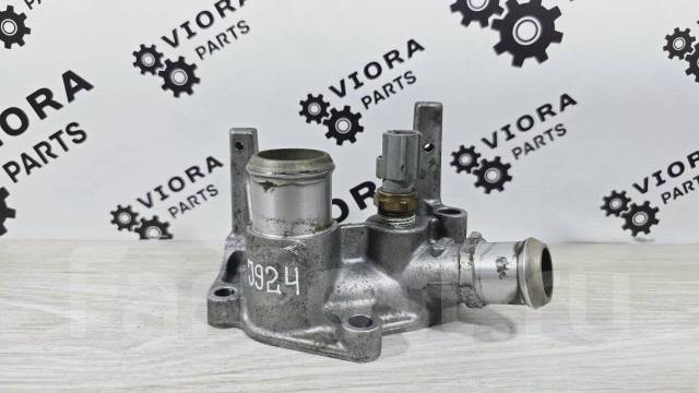 Фланец (тройник) системы охлаждения Ford Focus 2007 1221325 2 HXDB ...