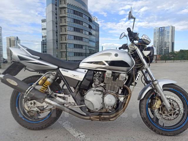 Yamaha XJR 400, 2000, 400 куб. см. 4х тактный, с пробегом, исправен, 40 000 км, бензин, классика ...