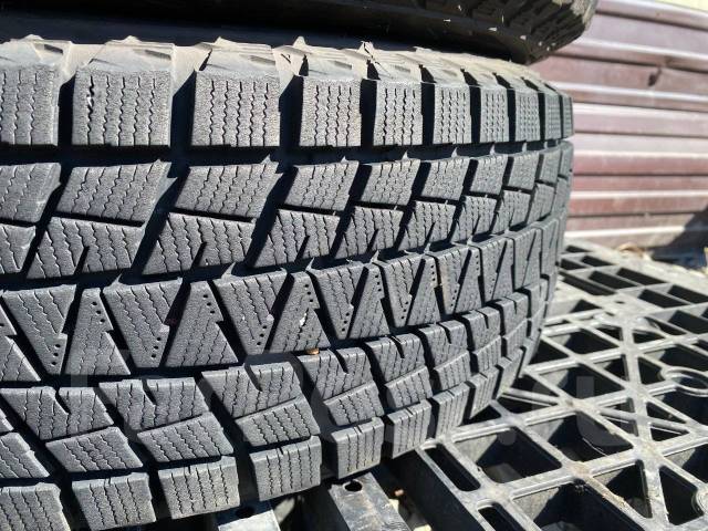 Bridgestone Blizzak DM-V1, 215/65 R16, 16", 1 шт, 215 мм, 65 %, радиальный, зимние, без шипов ...