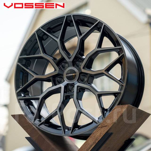 Комплект новых литых дисков ''19 5x114.3 Vossen, 19", 1 шт, 73,1 мм. 4 ...