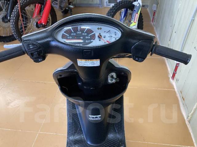 Мопед Honda DIO AF56-1311166, 2005 год, 49 куб. см. в наличии. Цена: 450 000₽ во Владивостоке