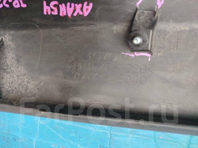 Дефендер двери боковой Toyota RAV4, правый задний купить во ...