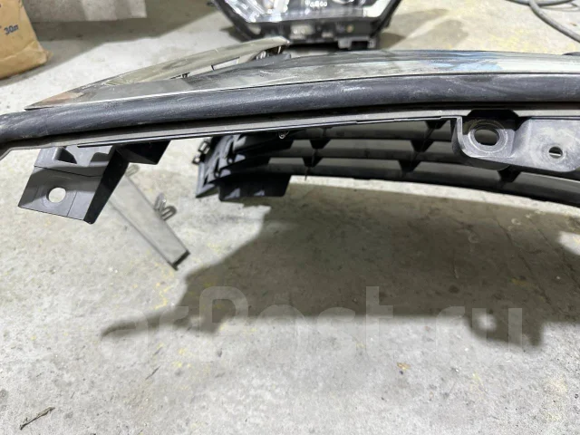 Решетка радиатора Lexus Rx350 2015-2019 5311148320 AGL20W во Владивост ...