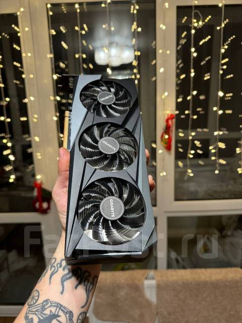 Продам видеокарту AMD RX 6600XT, б/у, в наличии. Цена: 25 000₽ во ...