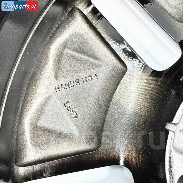 Оригинальные литые диски R18 Hyundai Staria Limousine. 263202F100 ...